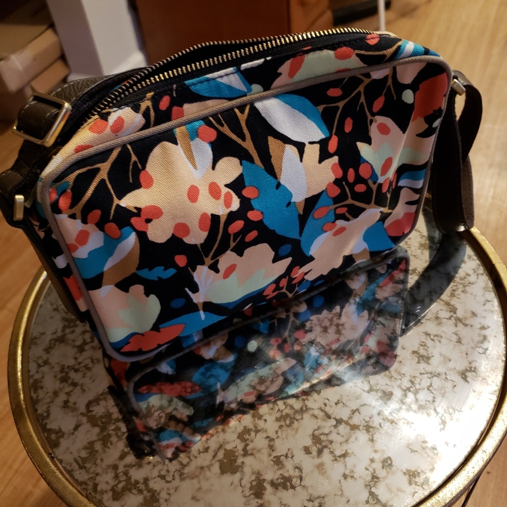 Brand New Fossil Multi Colored Purse - Gem